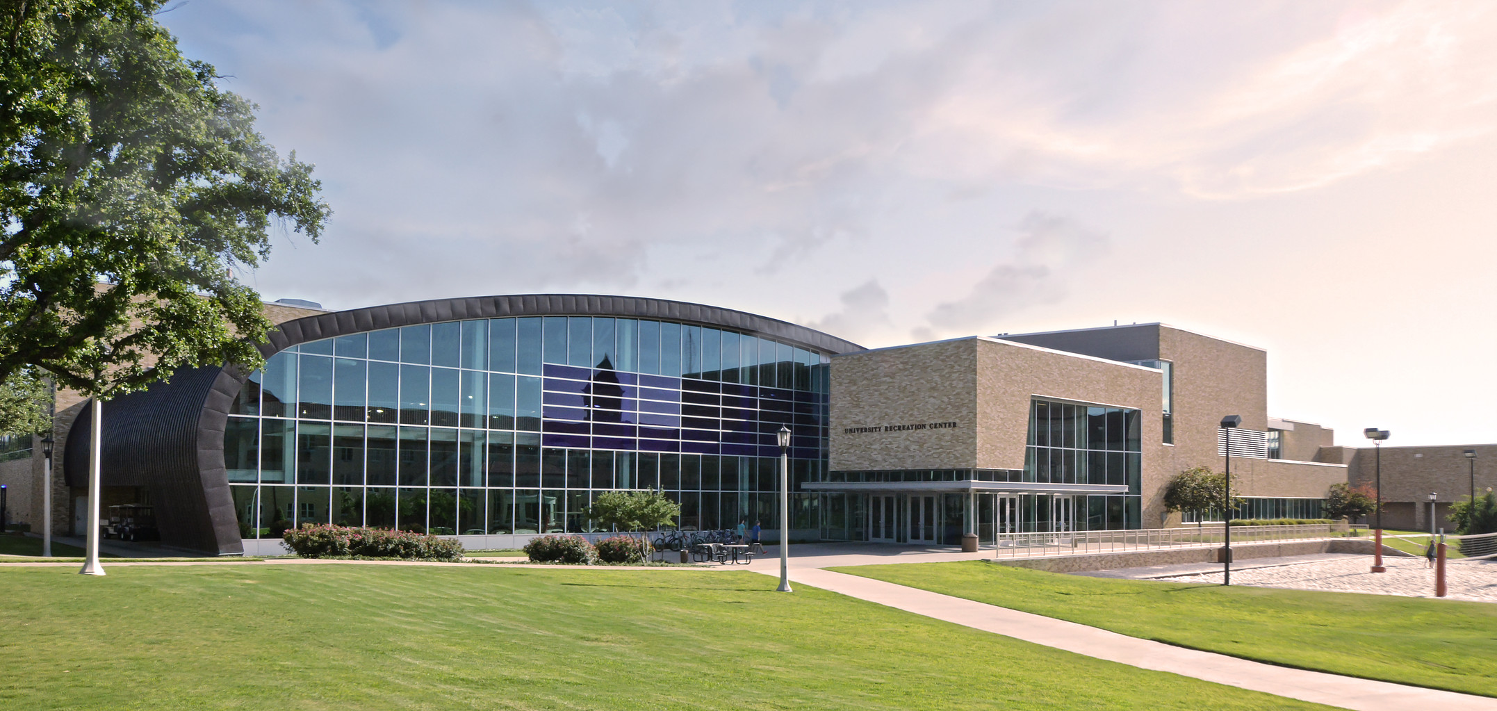 TCU – Recreation Center – DGB Glass, Inc.